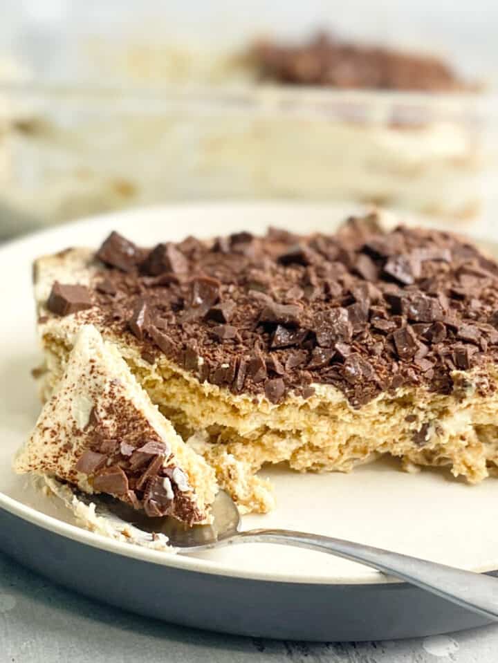 Coffee Graham Float Cake