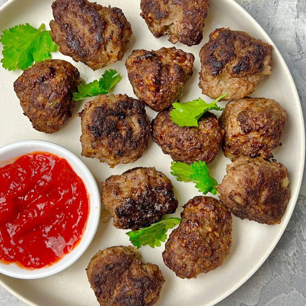 Beef Bola Bola (Filipino Meatballs)